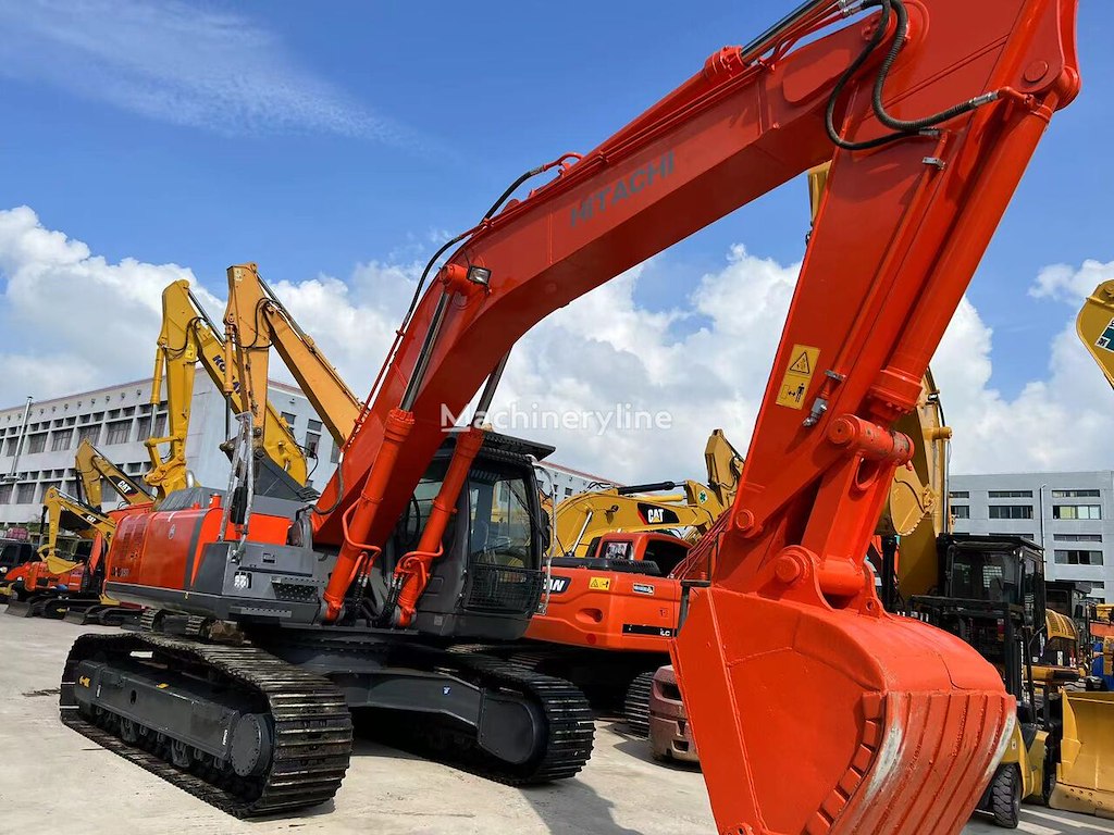 Hitachi ZX350 bager guseničar