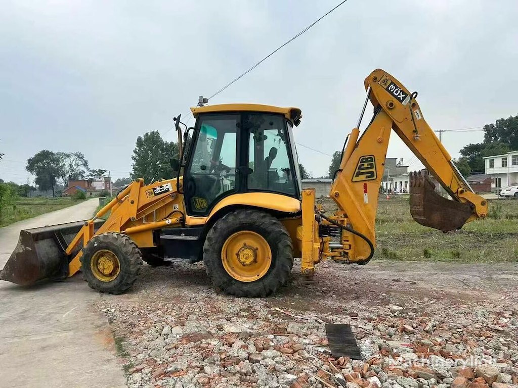 JCB 3CX bager-utovarivač