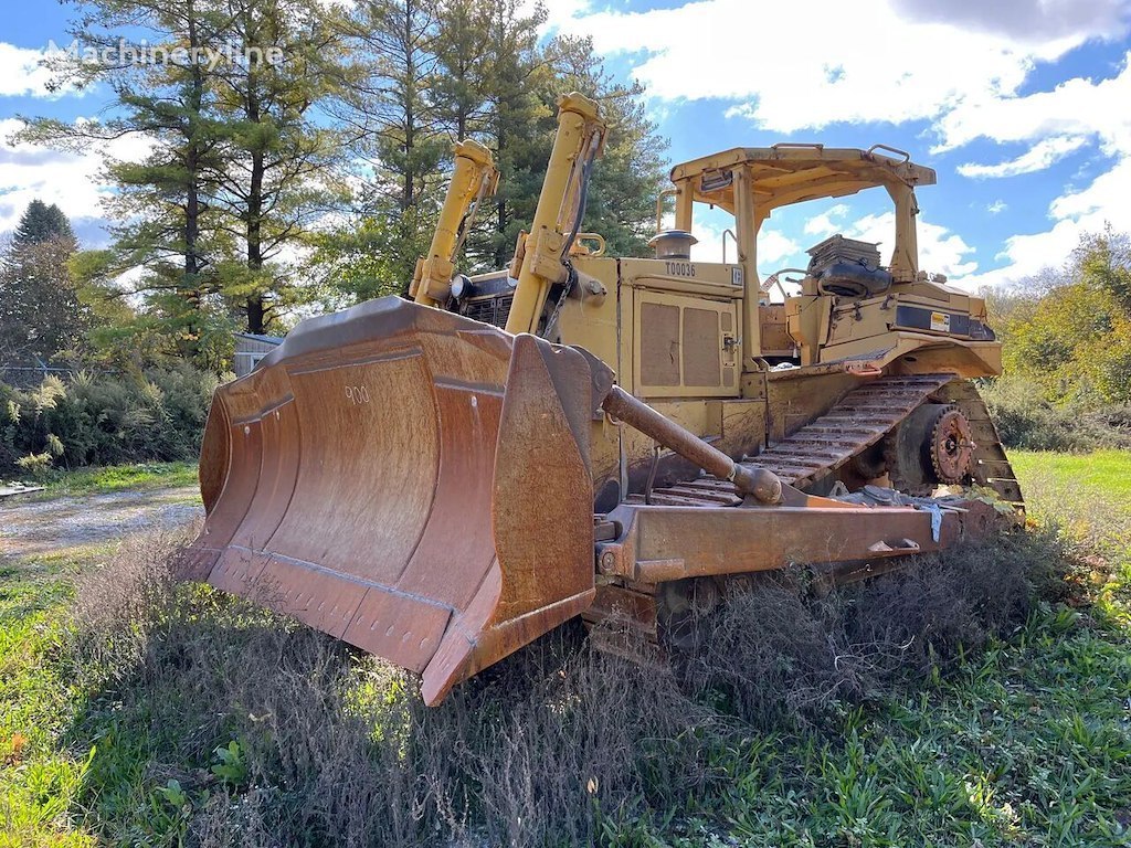 Caterpillar D8N buldožer