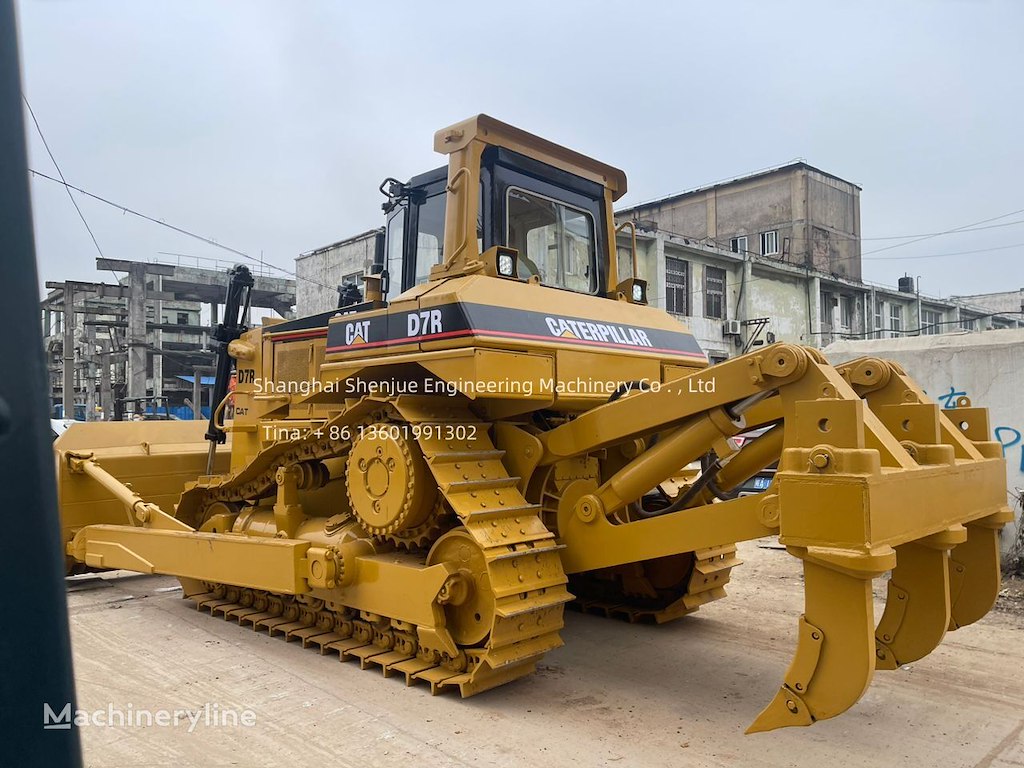 Caterpillar CATD7R buldožer