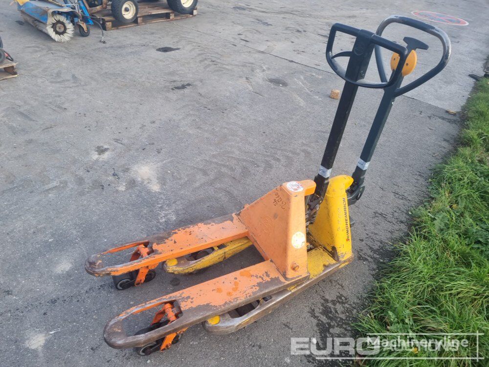 Prodaje se Jungeinrich Pallet Truck kašiku za prednje utovarivač na aukciji