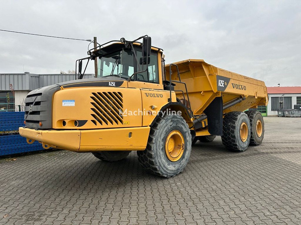 Volvo A 25 E zglobni damper