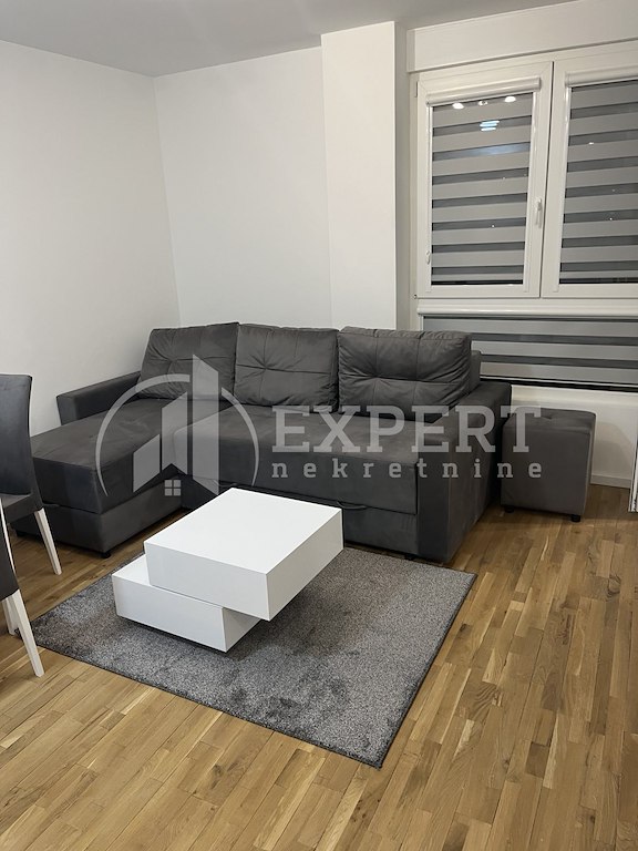 Jednosoban stan, 43 m2, Pantelej, Bulevar Svetog Pantelejmona ID: i-012805