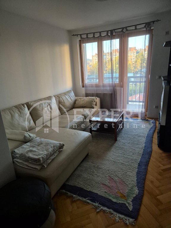 Trosoban stan, 79 m2, Bulevar Nemanjića, Branka Krsmanovića ID: i-012791