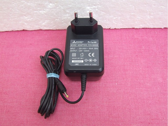 Mitsubishi Trium FZA-0002A adapter 5.8V 550mA ORIGINAL