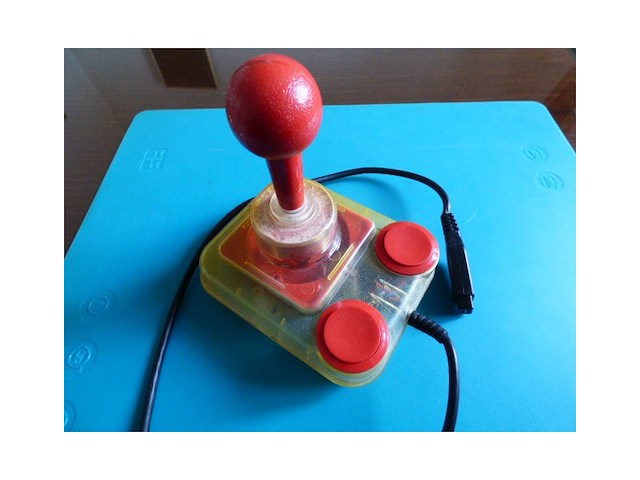 Competition Pro Joystick za stare računare