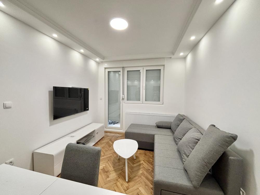 Kompletno renoviran, nikad useljavan LUX 5.0 ID#1773 1.200 €