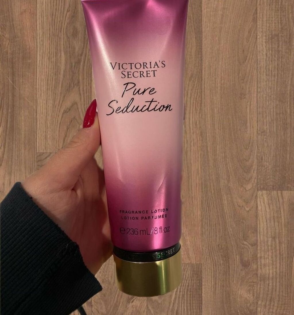 VICTORIA’S SECRET BODY LOTION - Pure Seduction 236ml. Novo, original