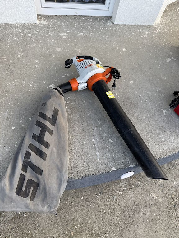 Stihl she 81 usisivac Potpuno ispravan  Cena 120 e 1400 wati Stigo iz