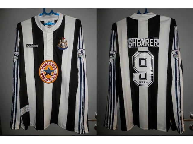 Newcastle United dres 1996-97 Shearer 9 (Dug rukav)