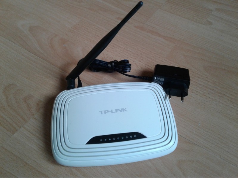 TP Link 741ND sa posebnim Oper. Sistemom - DDWRT