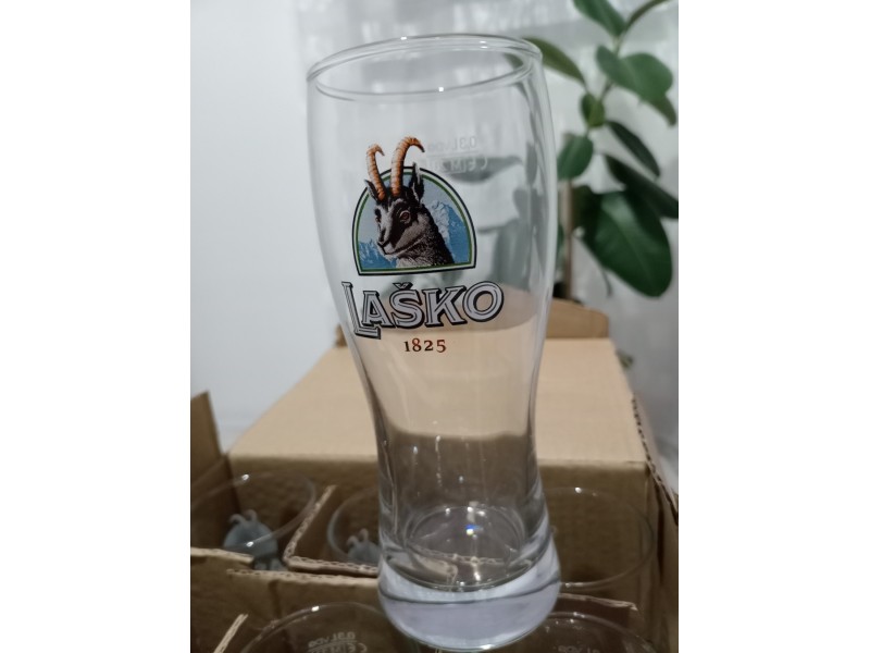 Staklene čaše Laško pivo