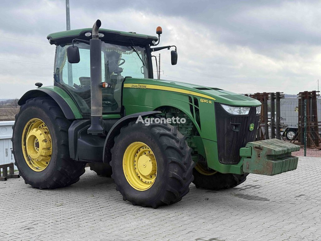 John Deere 8310 R traktor točkaš