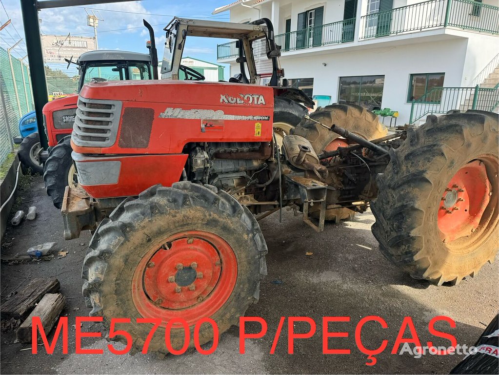 Kubota ME5700 traktor točkaš po rezervnim delovima