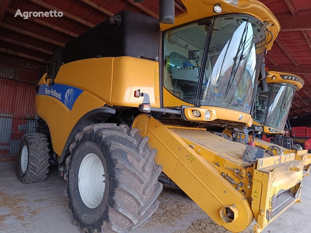 New Holland CX 8080 kombajn za žito