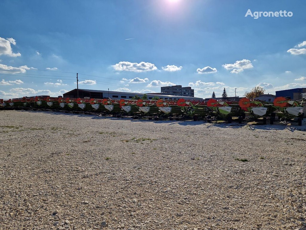 Claas Lexion adapter za žito