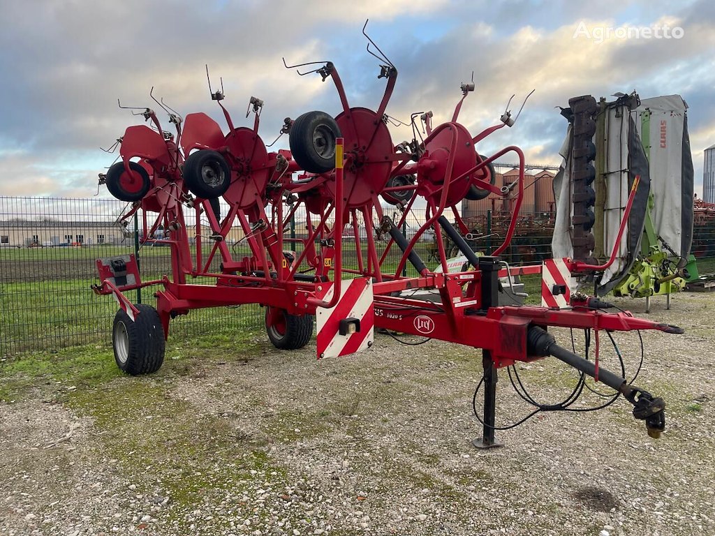 Lely Lotus 1020 S prevrtač sena