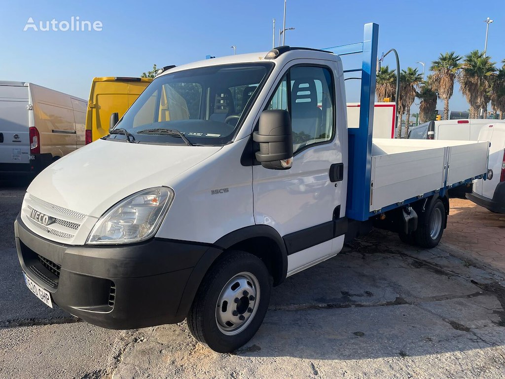 IVECO Daily 35C15 CAJA ABIERTA kamion s ravnom platformom < 3.5t