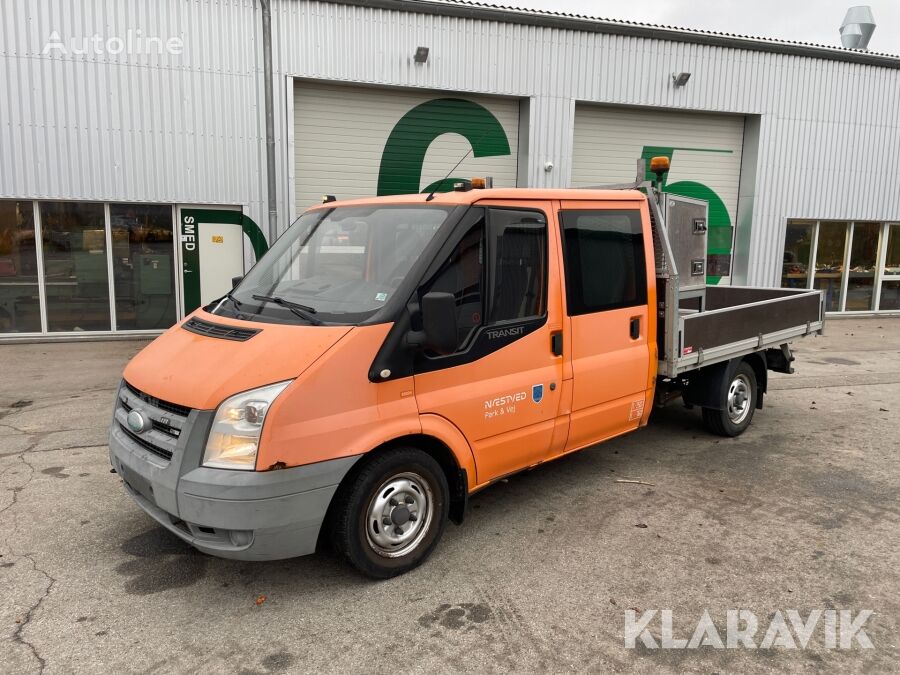 Prodaje se Ford Transit kamion s ravnom platformom na aukciji