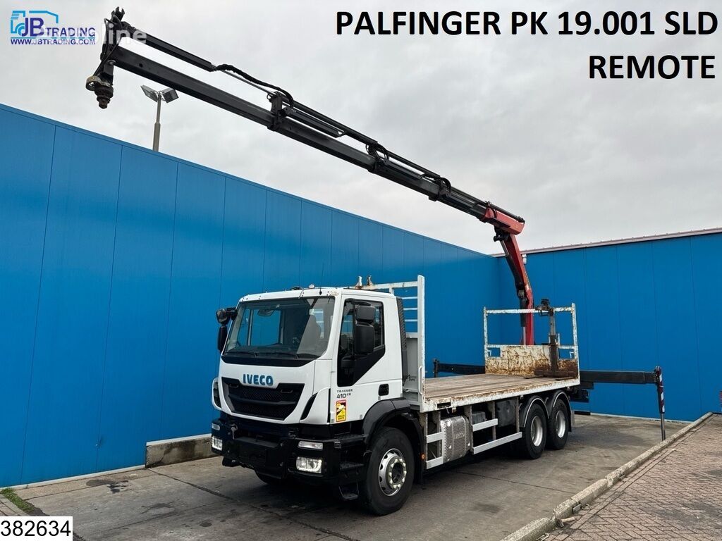 IVECO Trakker 410 6x4, EURO 6, Palfinger, Remote, Steel suspenion kamion s ravnom platformom