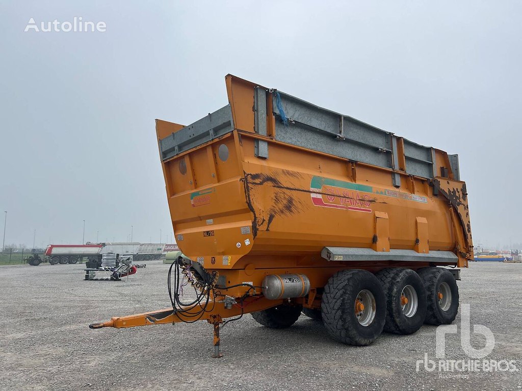 Prodaje se Vaia NL26 Tri/A End Dump Agricutural Trailer poluprikolicu kipera na aukciji