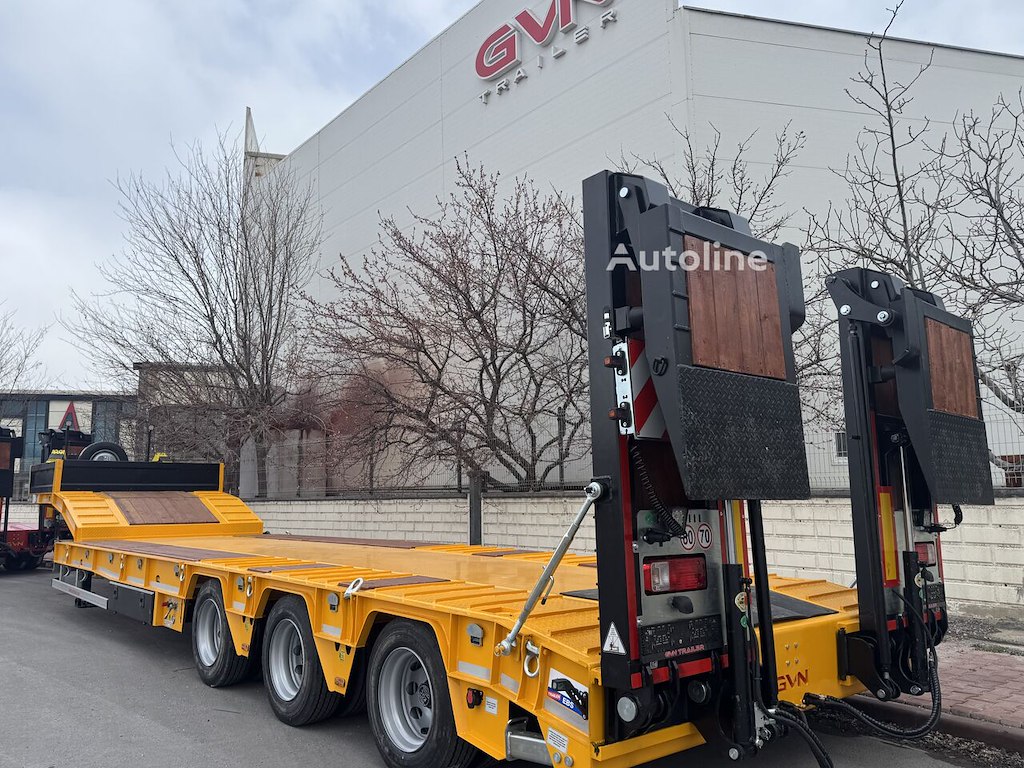 Nova GVN Trailer 3 AXLE LOWBED poluprikolica sa niskom platformom