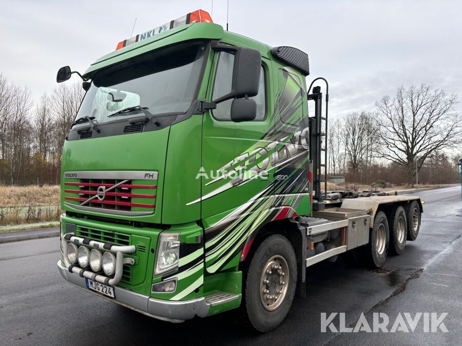 Prodaje se Volvo FH 500 rol kiper sa kukom na aukciji