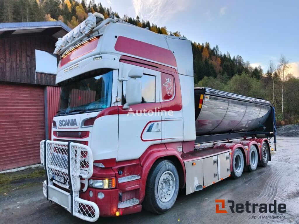 Prodaje se Scania R730 rol kiper sa kukom na aukciji