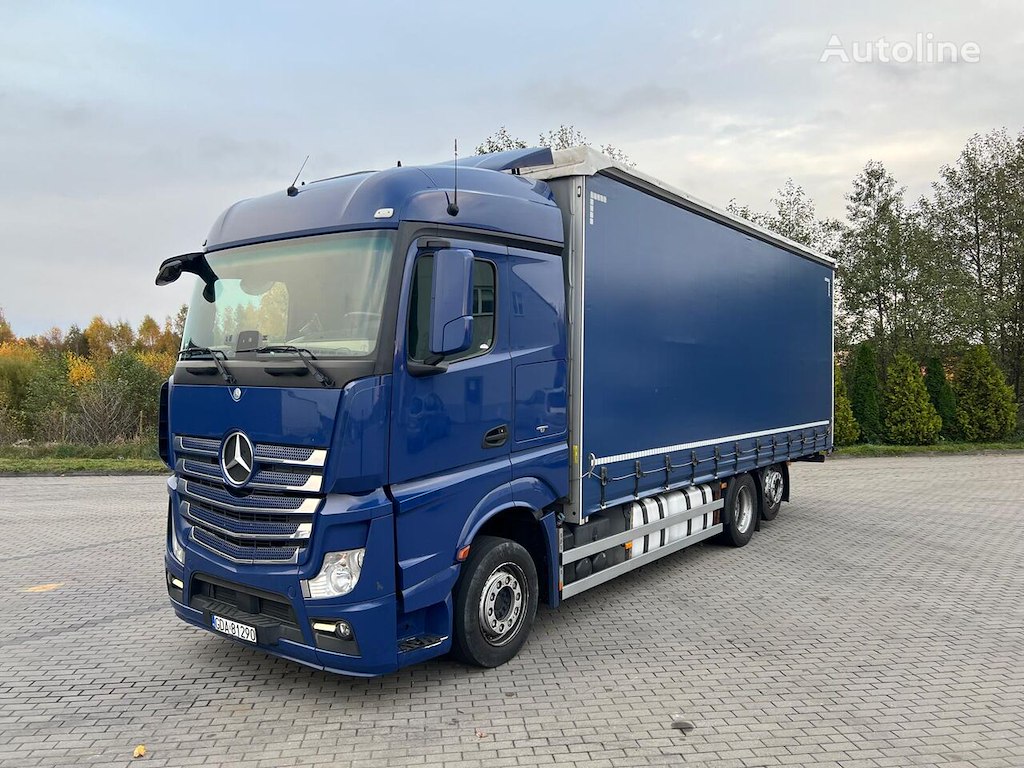 Mercedes-Benz Actros kamion sa klizna zavesa cerada