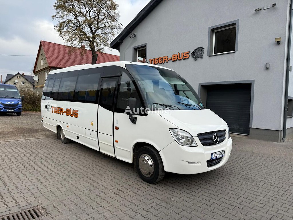 Mercedes-Benz WING VARIO turistički autobus