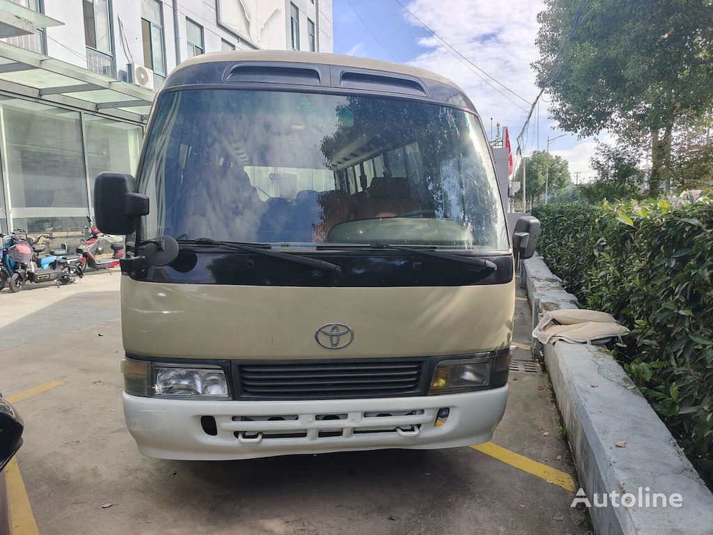 Toyota coaster turistički autobus