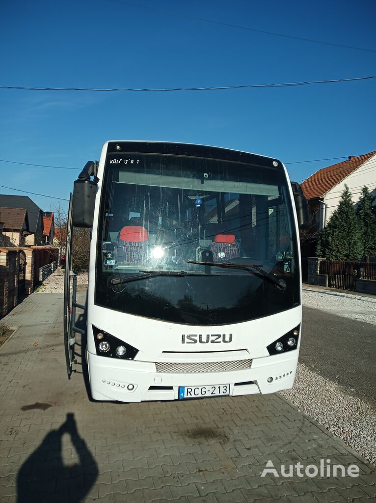 Isuzu Turquoise Qbus31 prigradski autobus