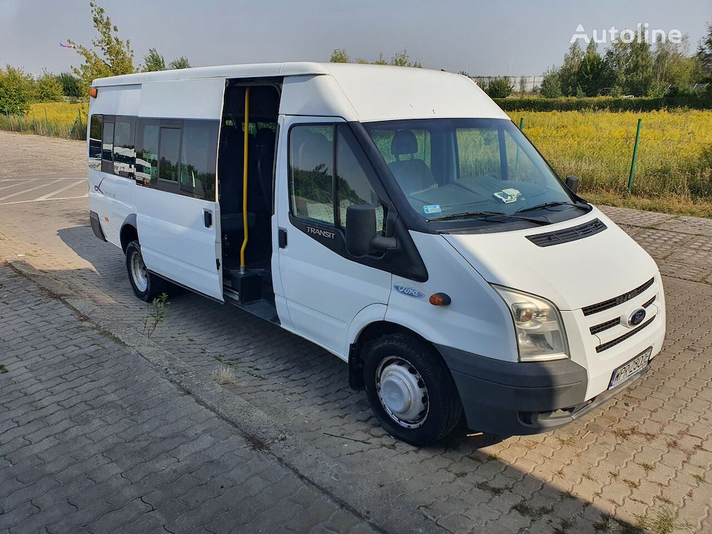 Ford Transit putnički minibus