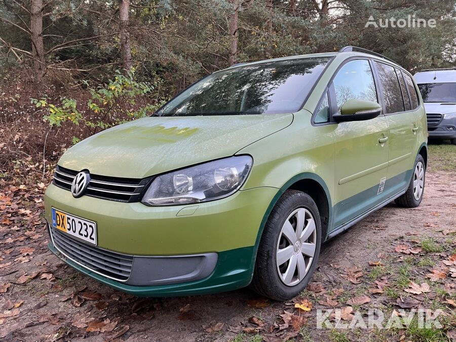 Prodaje se Volkswagen Touran minivan na aukciji