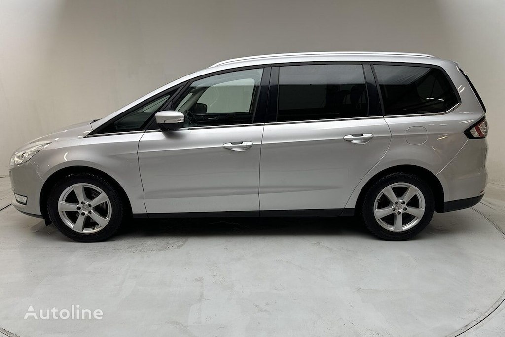 Prodaje se Ford Galaxy minivan na aukciji