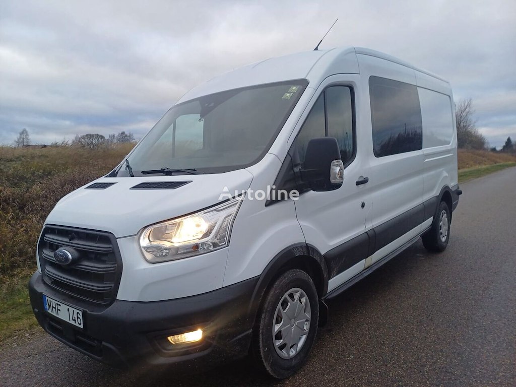 Ford Transit kombi minibus