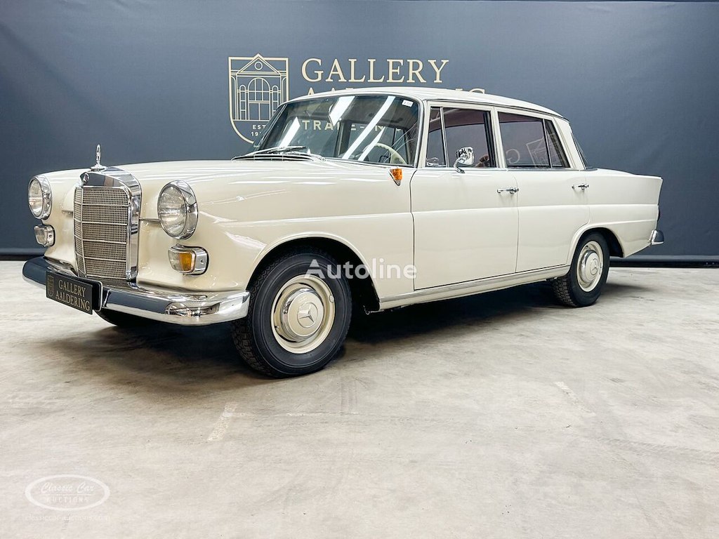 Prodaje se Mercedes-Benz 190D sedan na aukciji