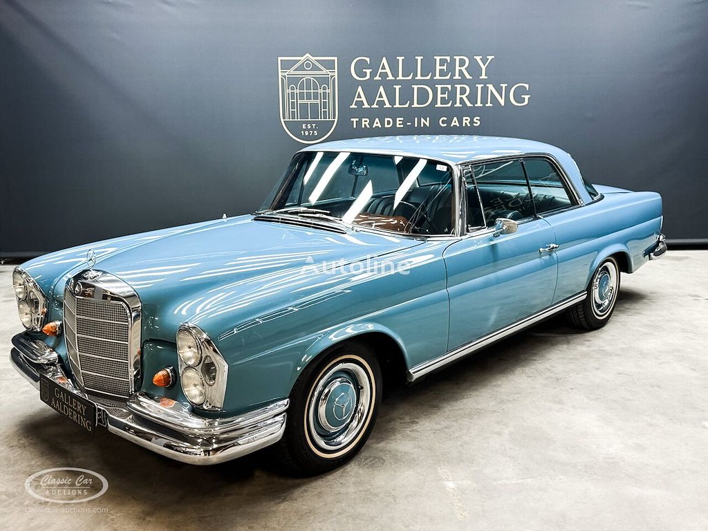 Prodaje se Mercedes-Benz 250 SE sedan na aukciji