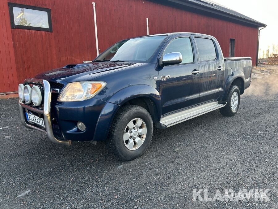 Prodaje se Toyota Hilux pikap na aukciji