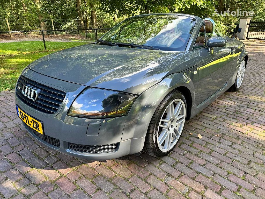 Prodaje se Audi TT Roadster kabriolet na aukciji