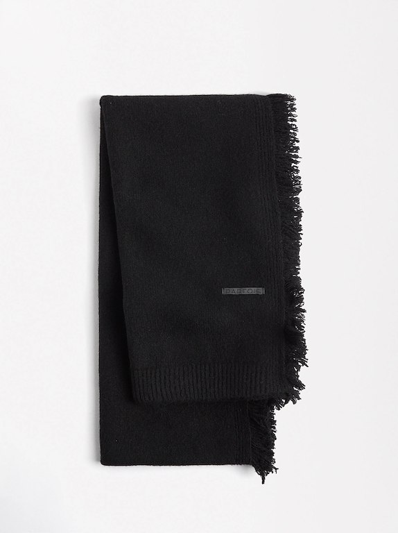 Plain Scarf With Fringing