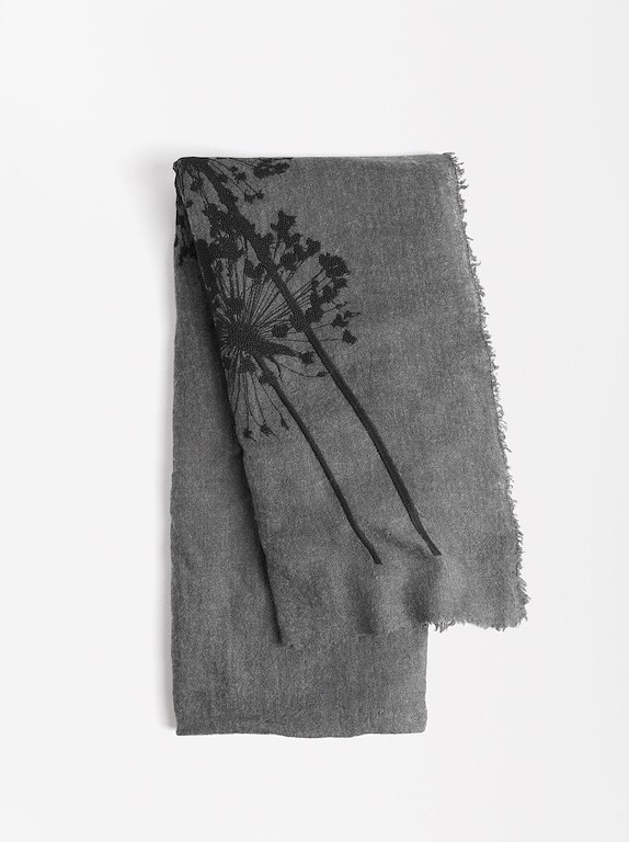 Pashmina With Frayed Detailing