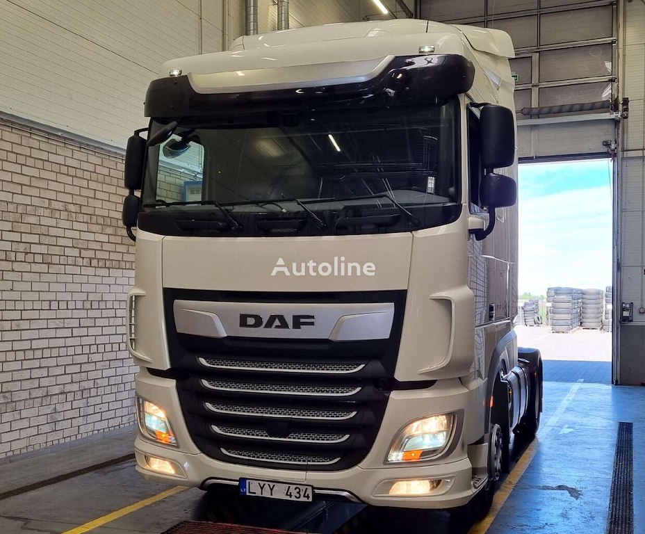 Prodaje se DAF XF 480 tegljač na aukciji