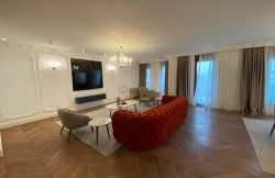 Luxury Apartment Čuburski Park