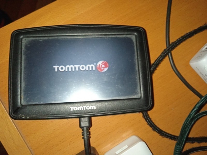 TOMTOM Navigacija