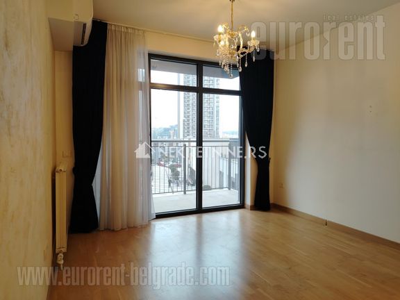 #40332, Izdavanje, P.P., BEOGRAD NA VODI, 1200 EUR