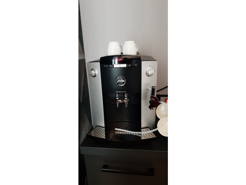 Jura F50/kafe aparat