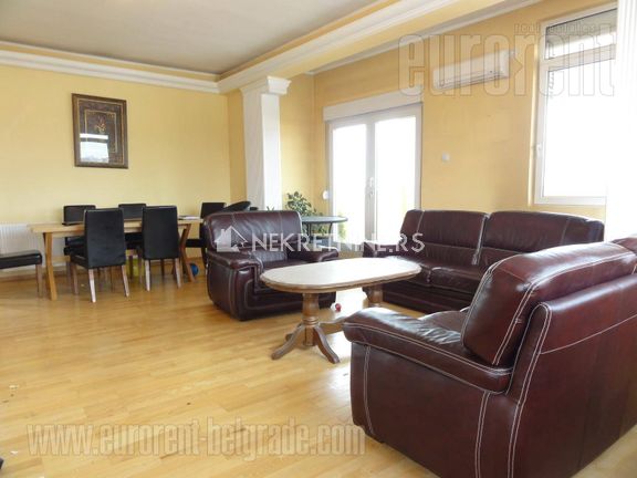 #36692, Izdavanje, Stan, CENTAR, 1000 EUR