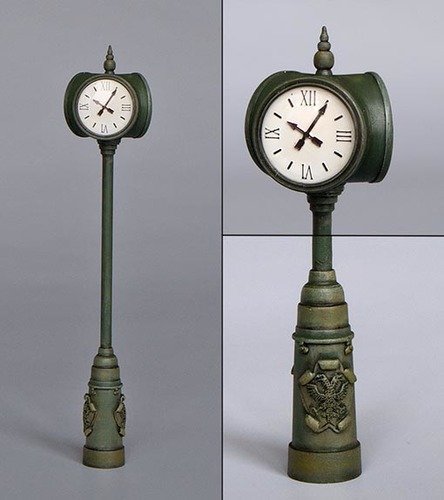 Plus Model 264 Street Clock