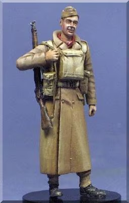 Resicast 355629 British WWII Soldier in Great Coat (BEF)